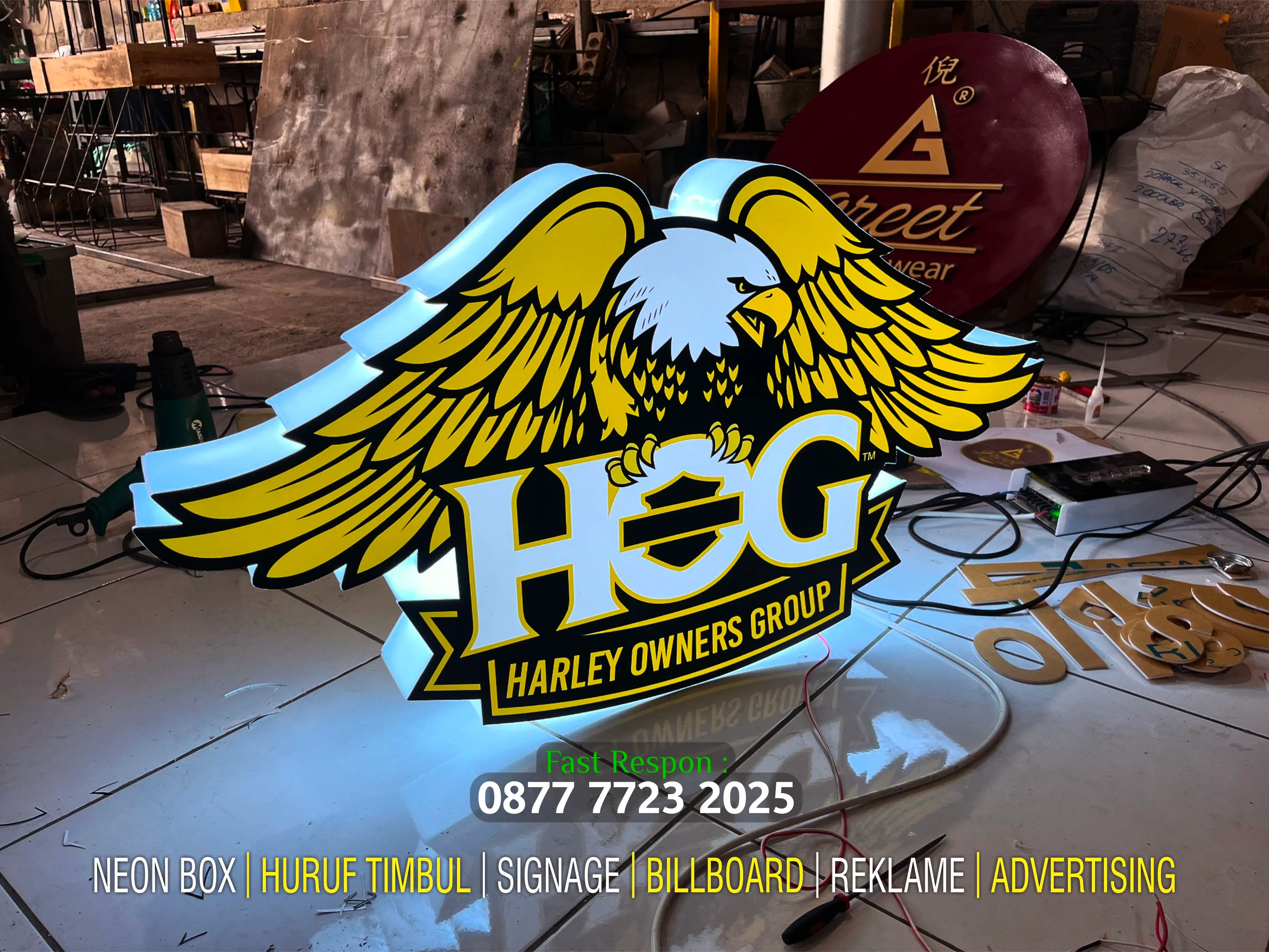 Papan Nama Neon Box Akrilik Logo Komunitas Motor, Kantor & Industri ...