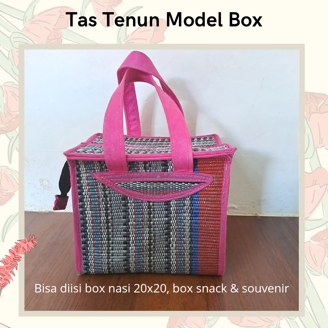 Kerajinan Tas Tas Tenun Tikar Plastik Madiun Home Industri Tas Tas ...
